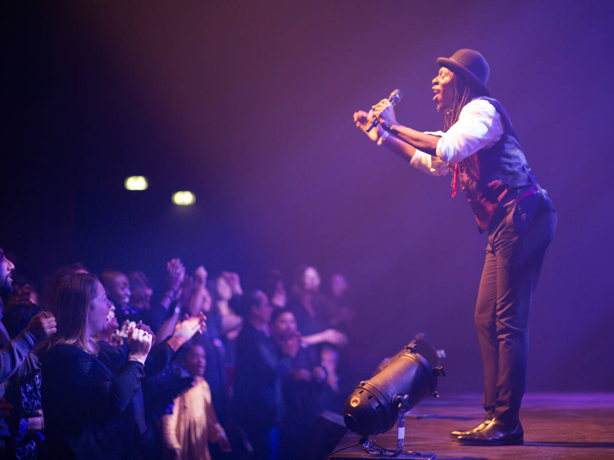 Retour sur le concert de Faada Freddy — Théâtre de la Fleuriaye